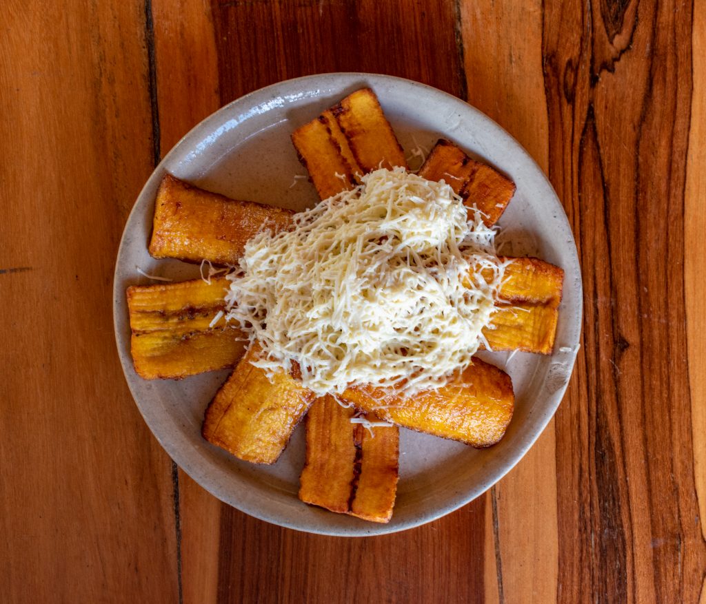 Tajadas con Queso – Manobeto